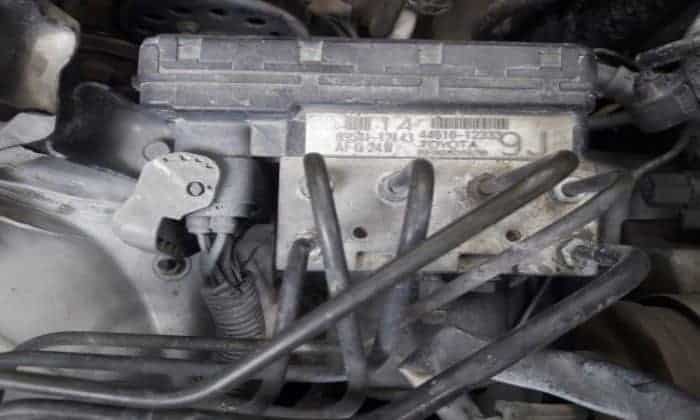 Common Brake System Components and Short Descriptions – Rx Mechanic