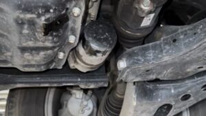 How to Remove a Stuck Oil Filter : Expert Tips | Rx Mechanic