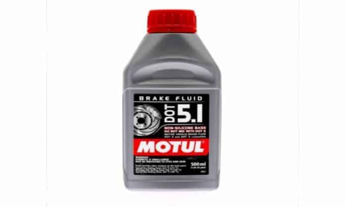 What Color Is Brake Fluid? Normal Colors Explained | Rx Mechanic