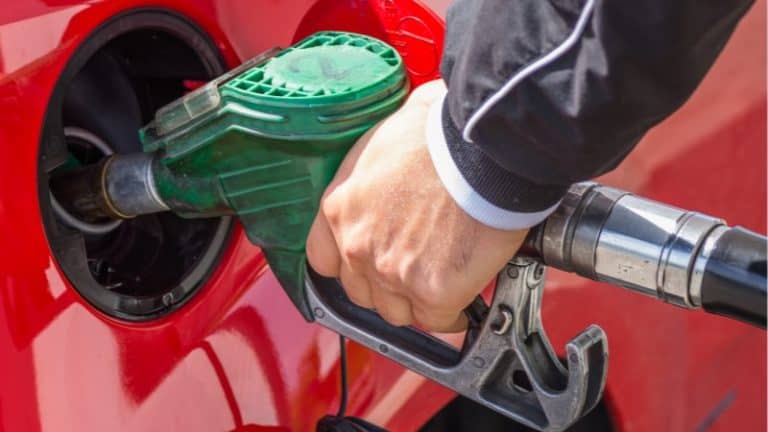 Low Fuel Light Comes on When Tank Is Full - Causes and Fixes | Rx Mechanic