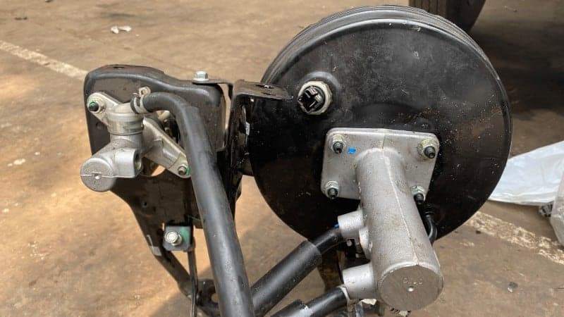 What are the Symptoms of a Bad Brake Booster? | Rx Mechanic