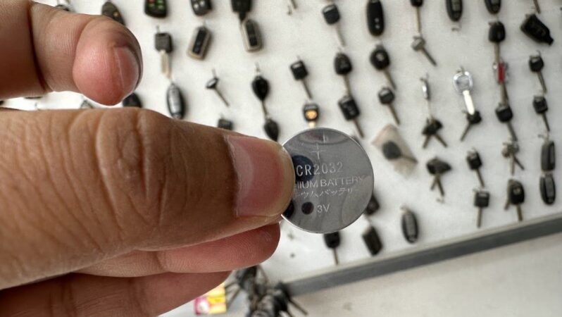 What Do I Do If My Keyless Remote Battery is Low? – Rx Mechanic