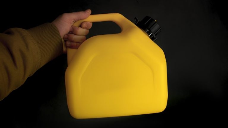 How To Clean A Gas Can? | Rx Mechanic