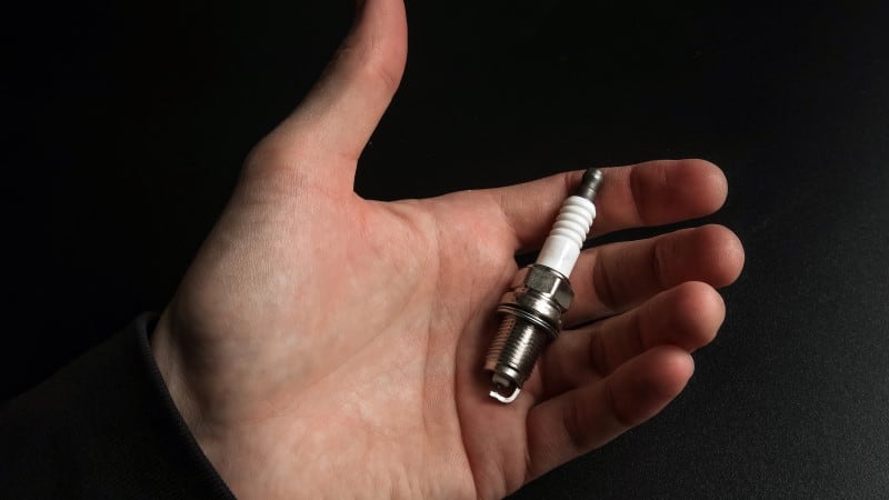 How Many Spark Plugs in A V8? - Know from the Expert | Rx Mechanic
