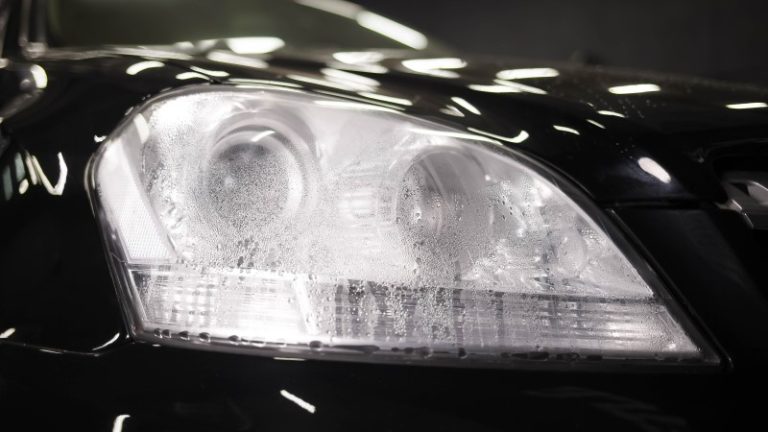 How To Remove Fog From Headlights – Causes & Preventions | Rx Mechanic