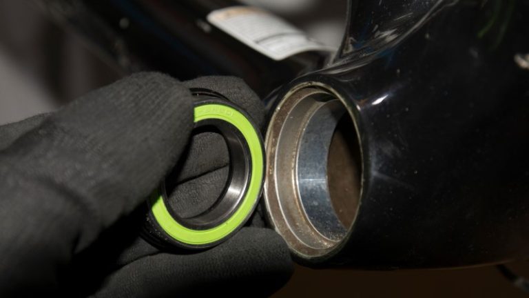 Causes, Symptoms, & How To Fix Axle Seal Leak – Rx Mechanic