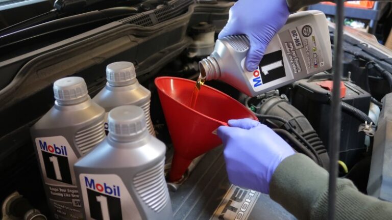 How Long To Let Engine Cool Before Adding Oil? – Rx Mechanic