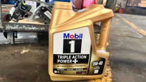 Mobil 1 Vs. Amsoil – An In-depth Analysis | Rx Mechanic